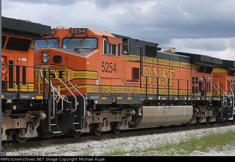 BNSF 5254